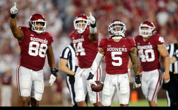 Congratulations : Head Coach Brent Venables‘rejoices’ as Former Oklahoma Sooner Most celebrate ...